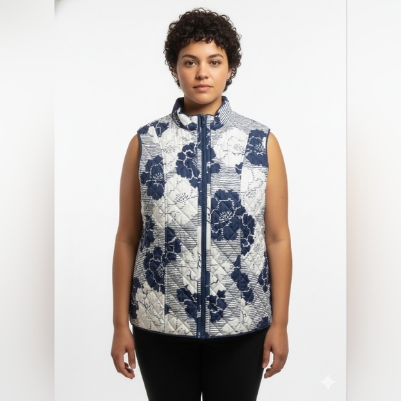 Alfred Dunner | Other | Alfred Dunner Quilted Vest In Navy And White ...